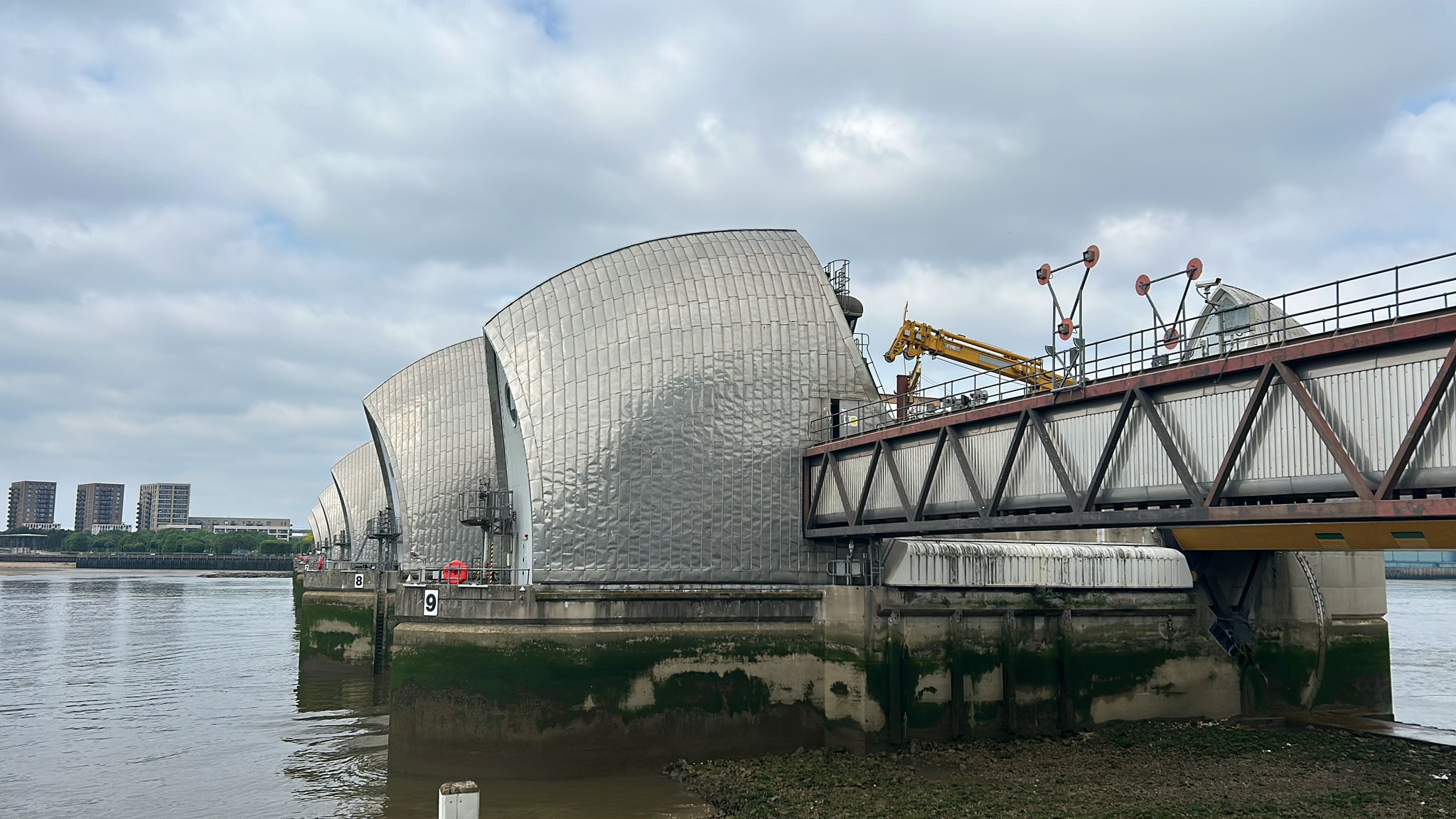 Visiting the Thames Barrier – the fiddliest daytrip in London – Commentrary